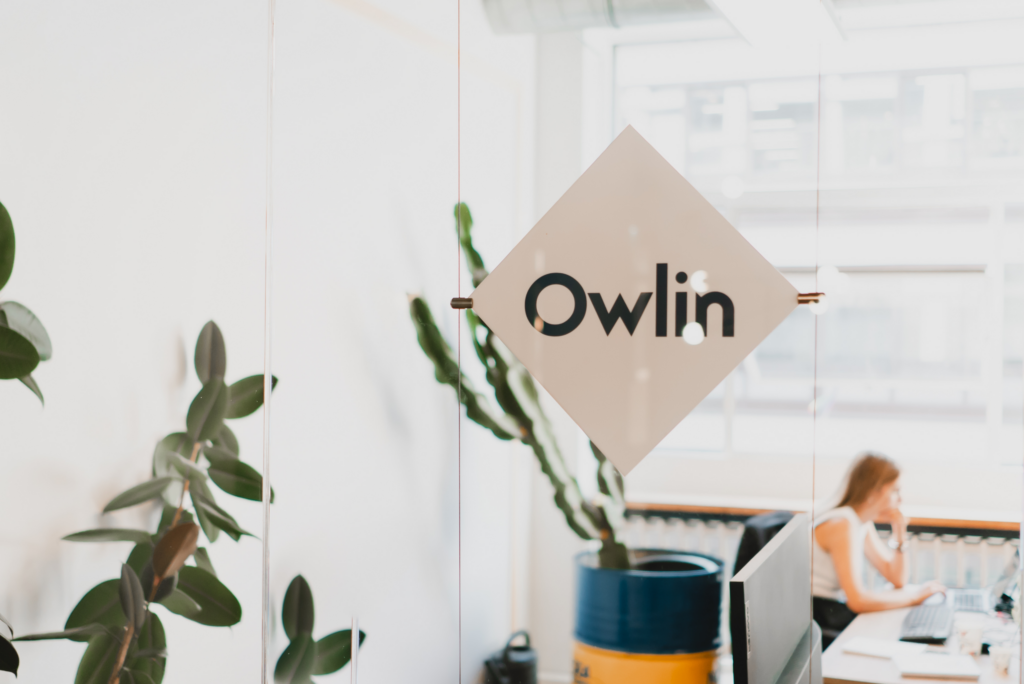 Adverse Media Monitoring and Adverse Media Examples - Owlin